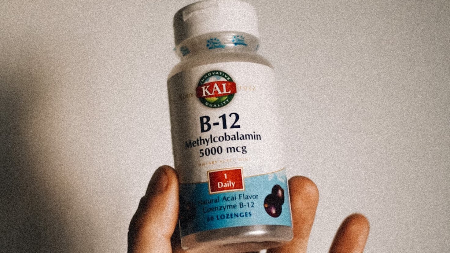 What is vitamin B12 good for?Advantages and disadvantages - The ...